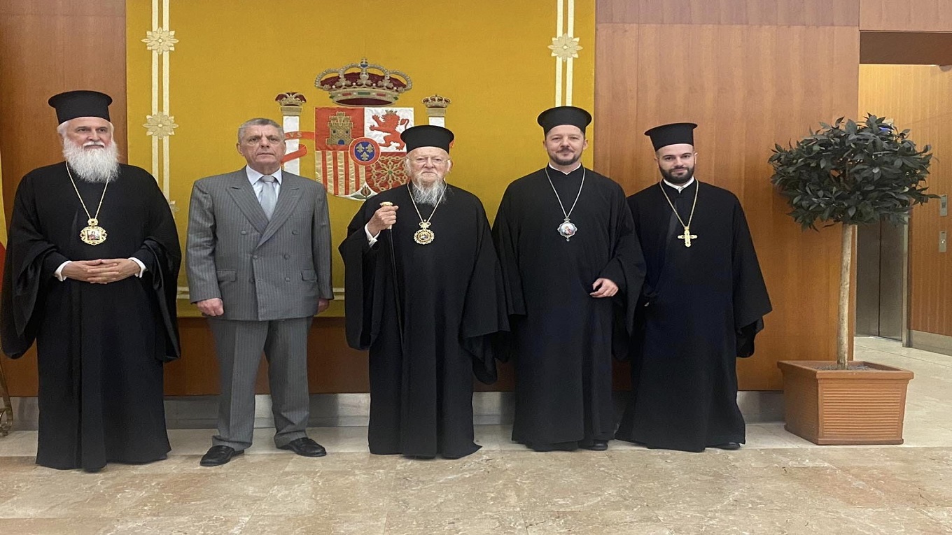 Στην Ιβιρική Χερσόνησο ο Σεβ. Μητροπολίτης κ. Ιερόθεος, συνόδευσε τον ...