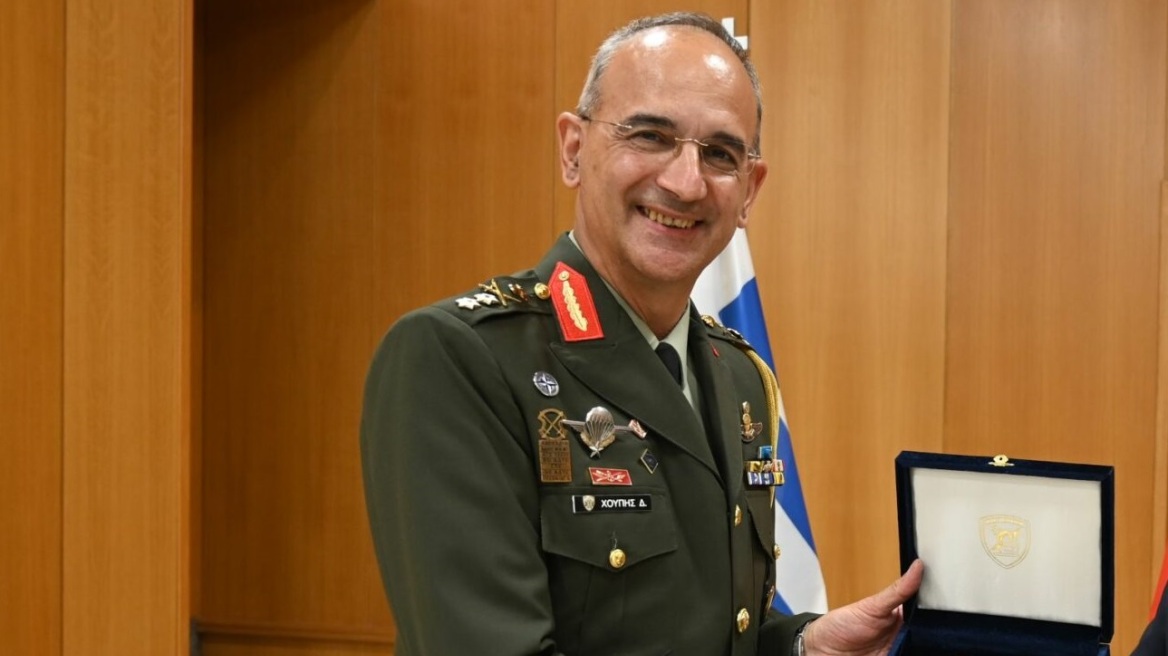 Δημήτρης Χουπης ο νέος αρχηγός ΓΕΕΘΑ - LimnosReport.gr :: Ειδήσεις από ...