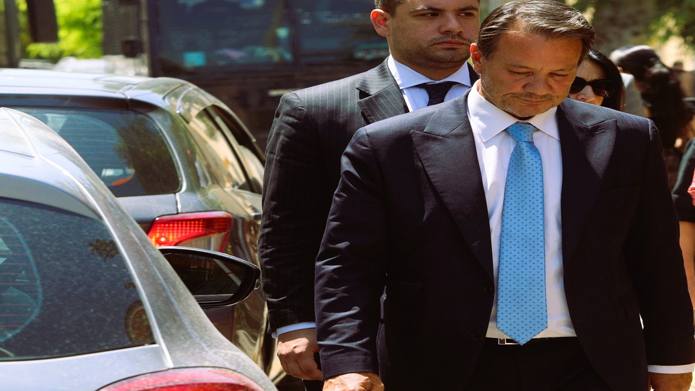 Απόστολος Λύτρας: Η ζωή μετά τη φυλακή – Η δίκη, τα χρέη, το πειθαρχικό ...